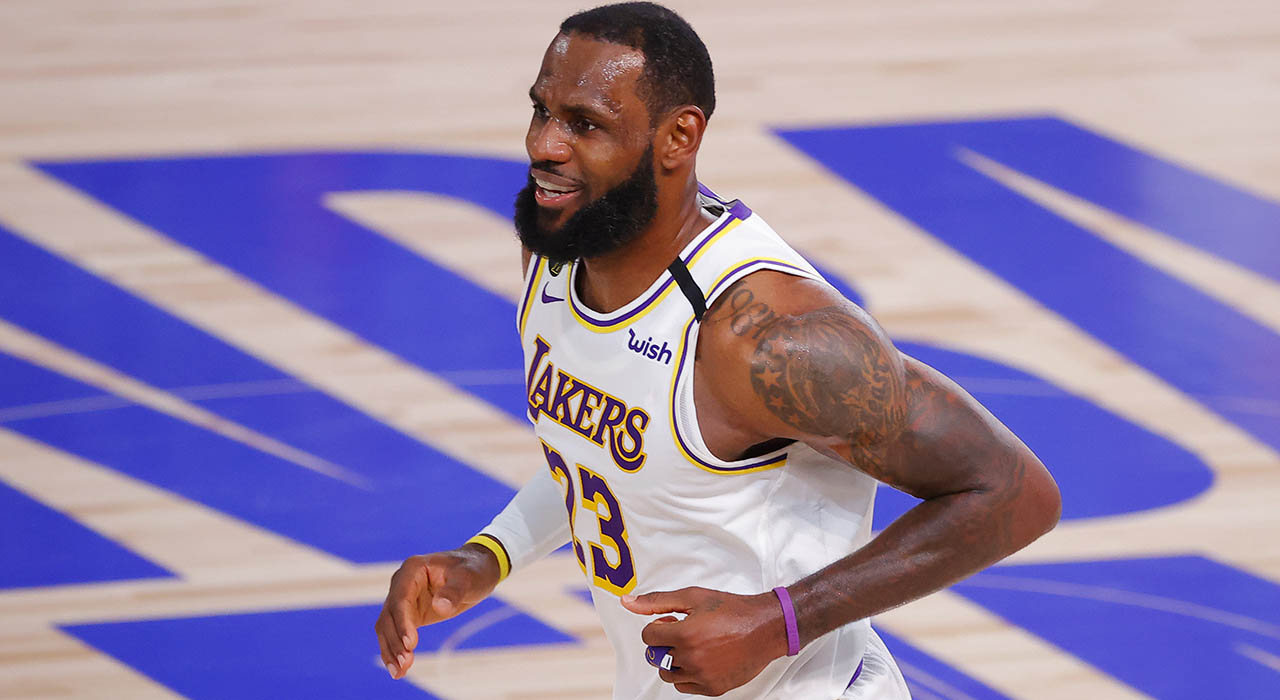 LeBron James And His I Promise School Students And Faculty Featured On ...